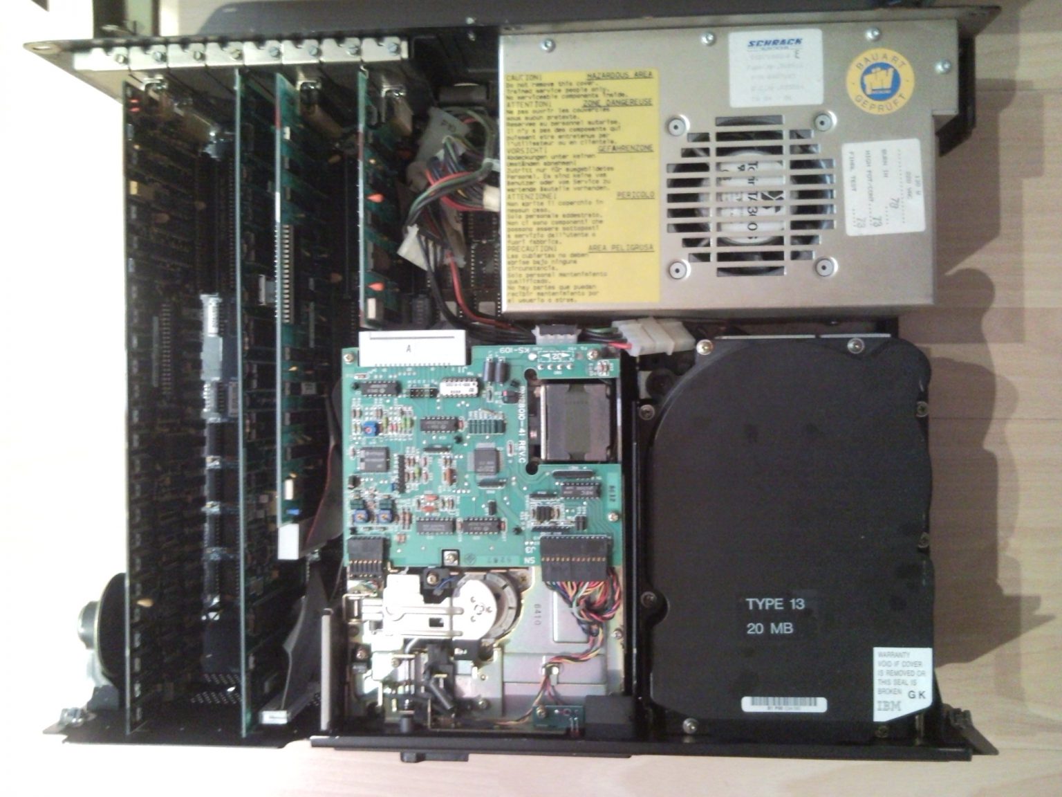 IBM PC/XT 5160 i dysk twardy - Muzeum Komputerów Osobistych